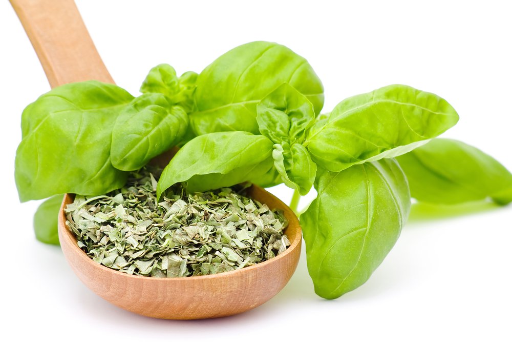 Basilico proprietà e utilizzi, in cucina e aromaterapia