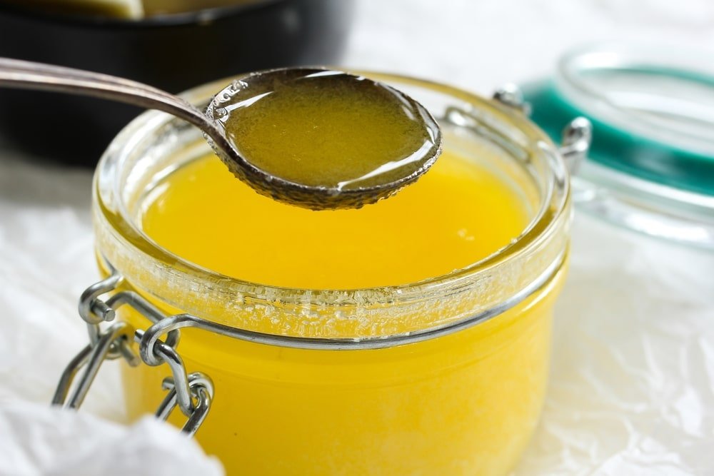 Ghee, il burro chiarificato considerato un elisir di vita dalla ...