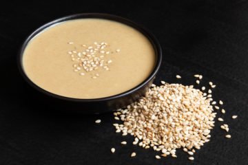 Tahin: come prepararlo e come utilizzarlo in cucina