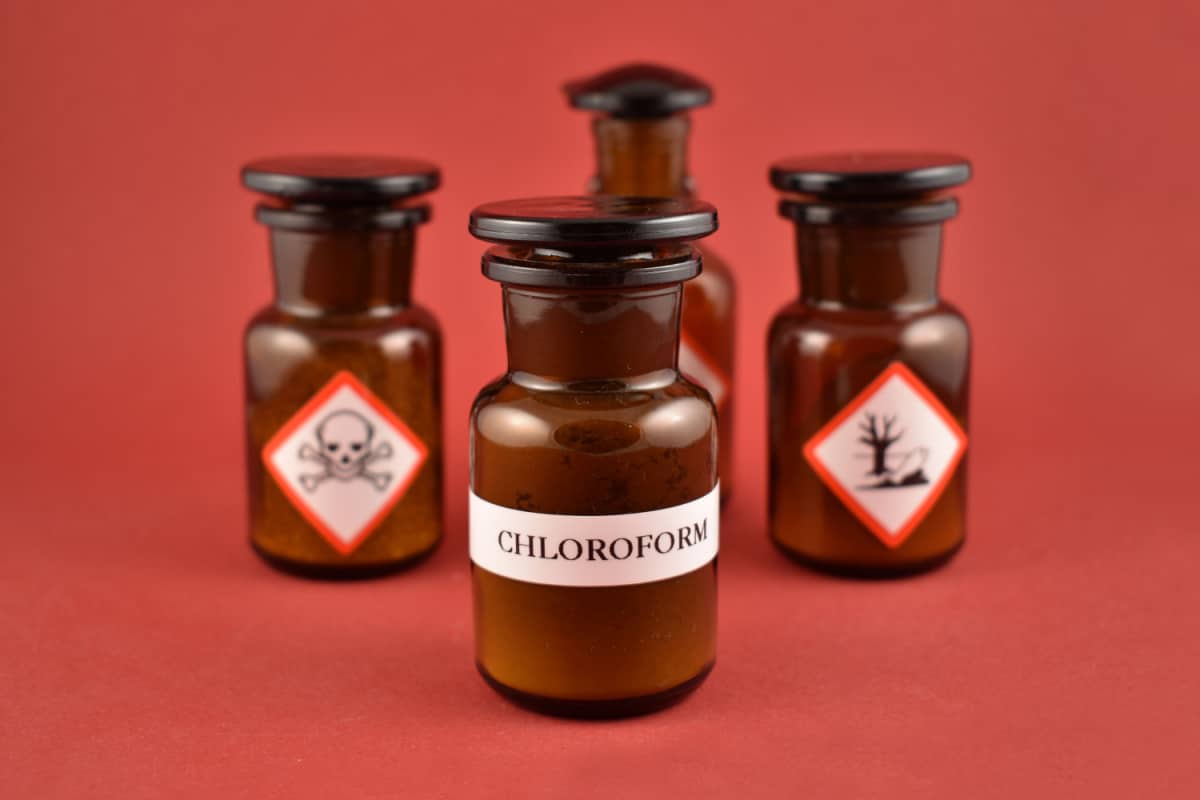 Cloroformio: formula chimica, caratteristiche, impieghi, controindicazioni