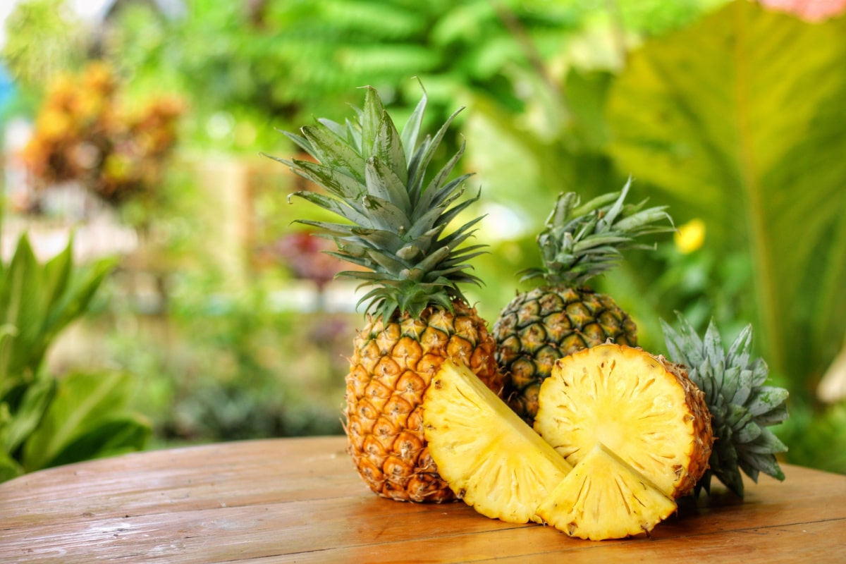 Dieta dell'ananas per perdere peso: benefici e controindicazioni