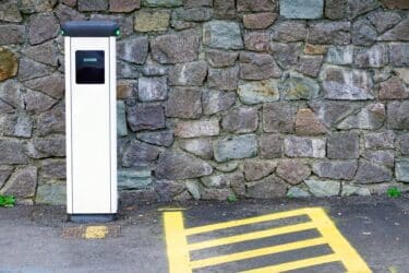 Colonnine elettriche: come funzionano, tipologie e tempi di ricarica