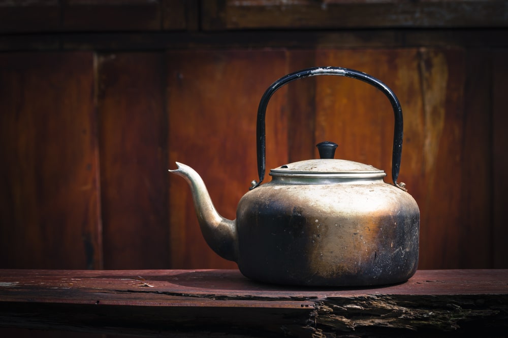 Come pulire il bollitore dal calcare:una guida pratica