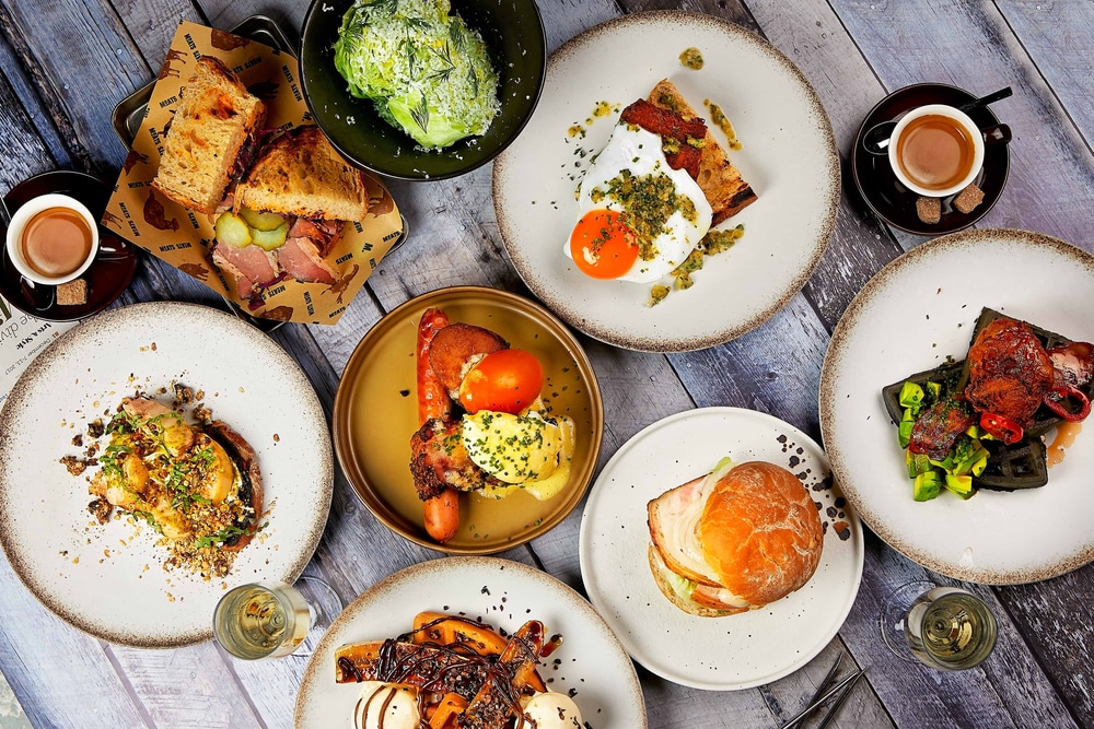 Come organizzare un brunch: cosa si mangia e a che ora